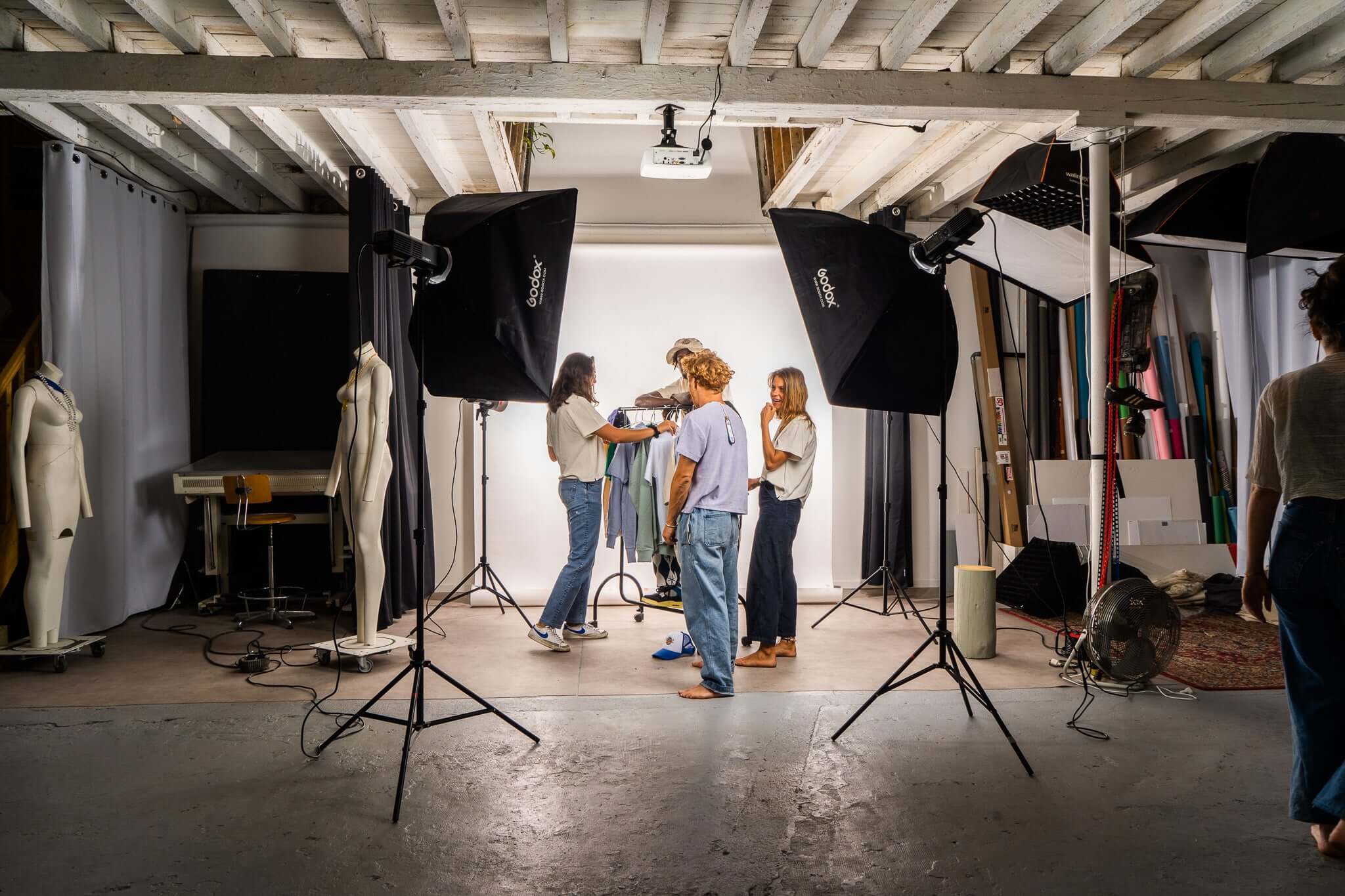 2023 Trends: The Rise of Unisex Clothing - Polma at the forefront of t